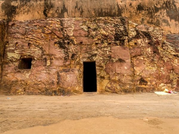 Rajgir Travel Guide - TravelBaits