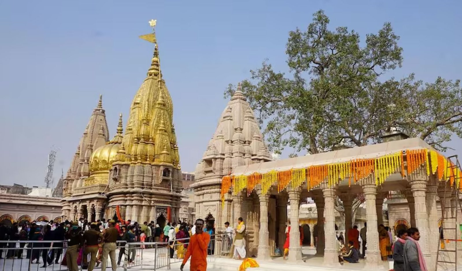 Kashi Vishwanath Temple: The Most Famous Place of Visit in Varanasi ...