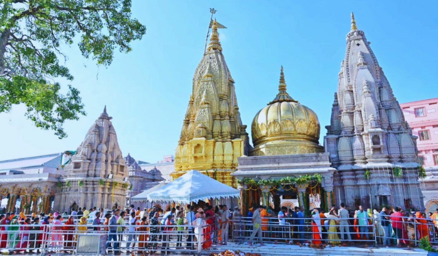 Kashi Vishwanath Temple: The Most Famous Place of Visit in Varanasi ...