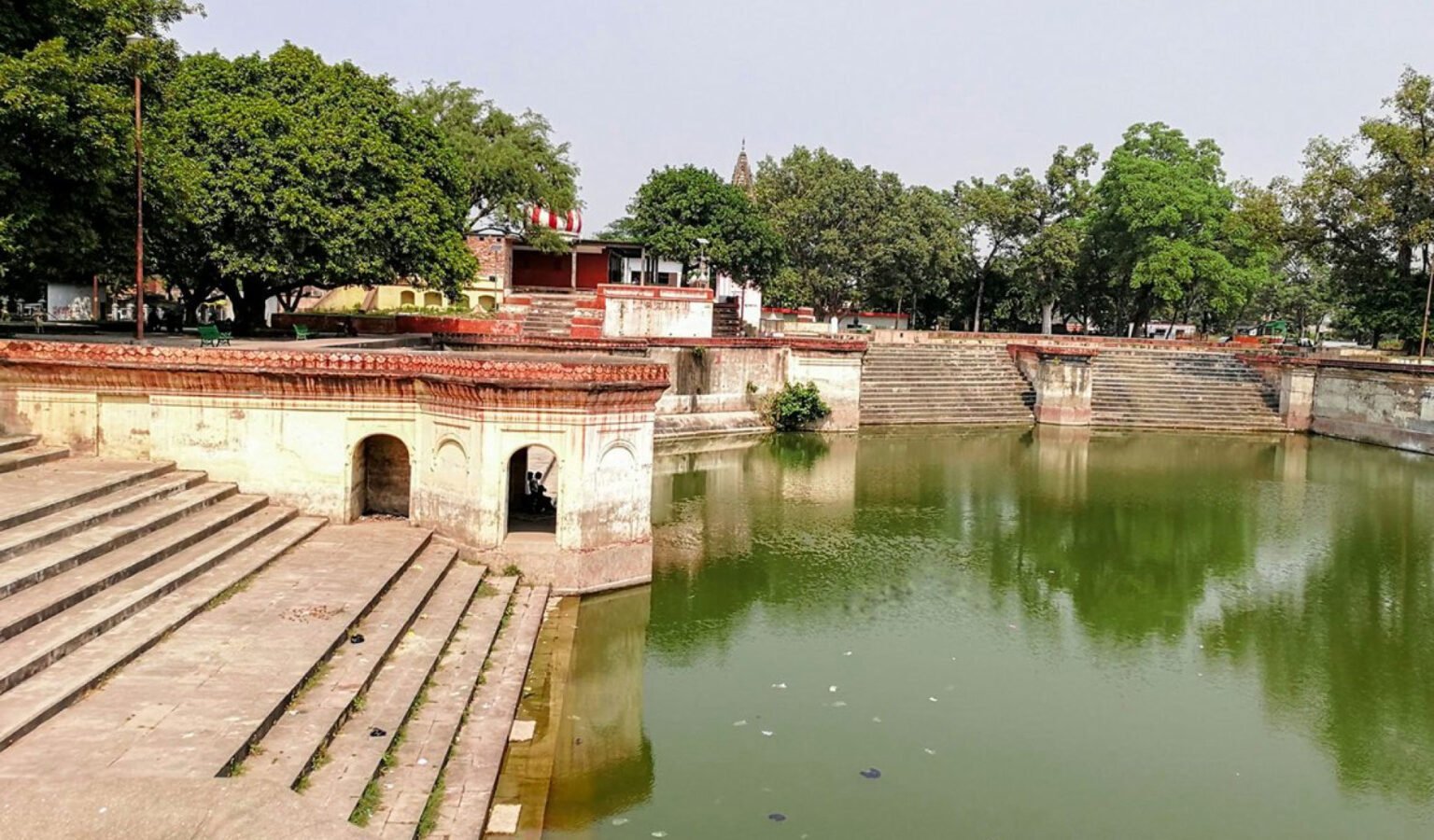 Surya Kund Ayodhya – Sacred Sun Pond & Tourist Spot Guide