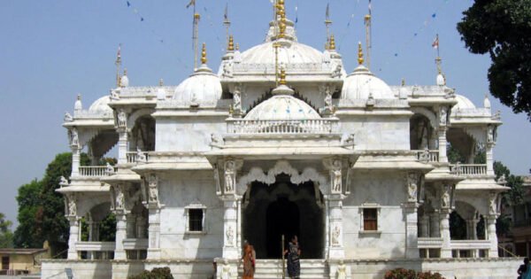Swami Narayan Mandir Chhapaiya – Birthplace of Bhagwan Swaminarayan